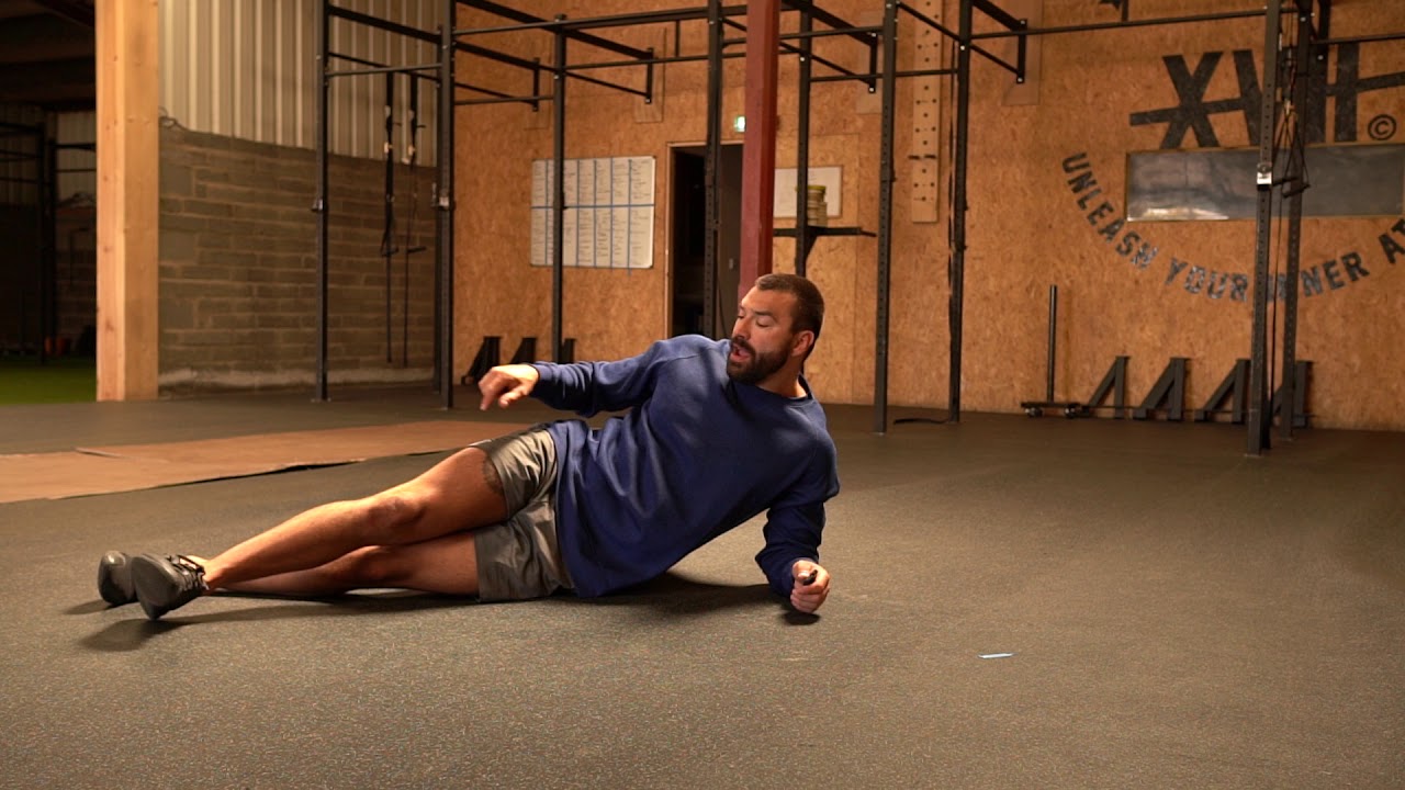 Side Plank (Feet) - YouTube