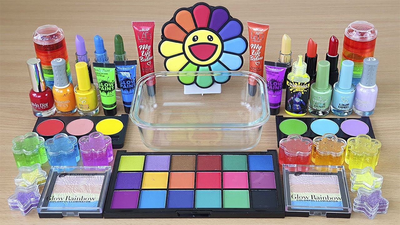 RAINBOW SLIME Mixing makeup and glitter into Clear Slime Satisfying ...