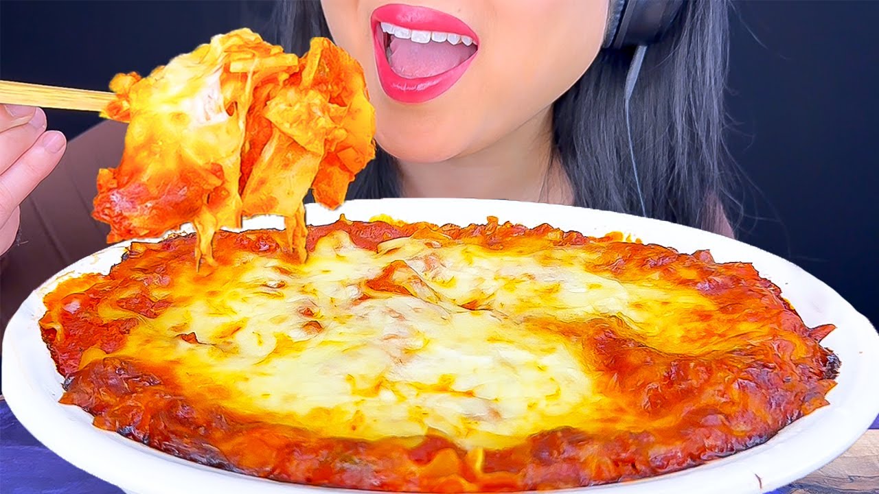 Asmr Cheesy Lasagna Eating Sounds Asmr Phan Youtube