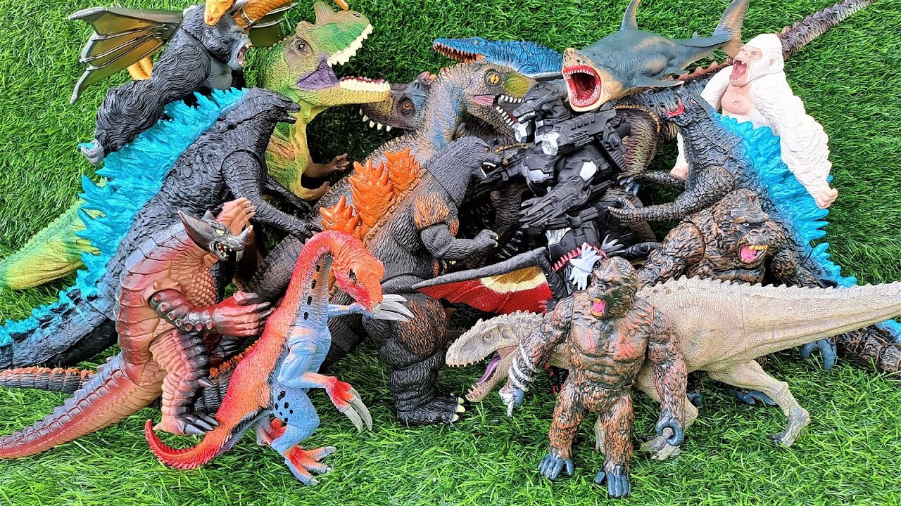 Hunting Jurassic World Evolution 2 Indoraptor, Therizinosaurus ...