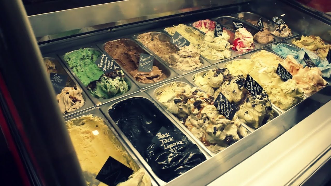 EIS CAFE HAS A CRAZY VARIETY TO CHOOSE FROM! - YouTube