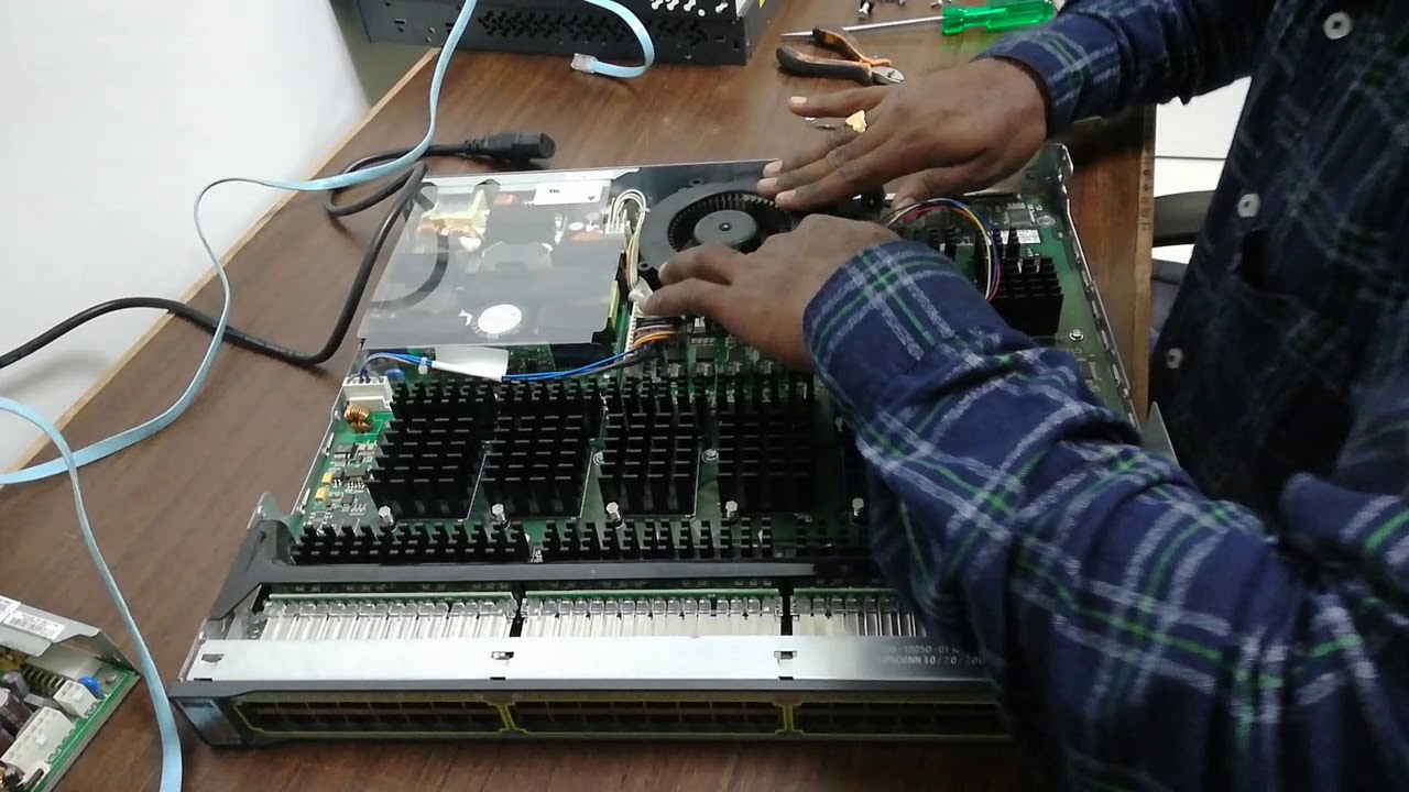Cisco catalyst 3750G Fan replacement #1 - YouTube