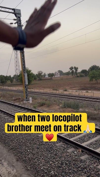 loco pilot meet his friend, wap 7 top speed, wap 7 white horse🐴 #railway #shorts - YouTube