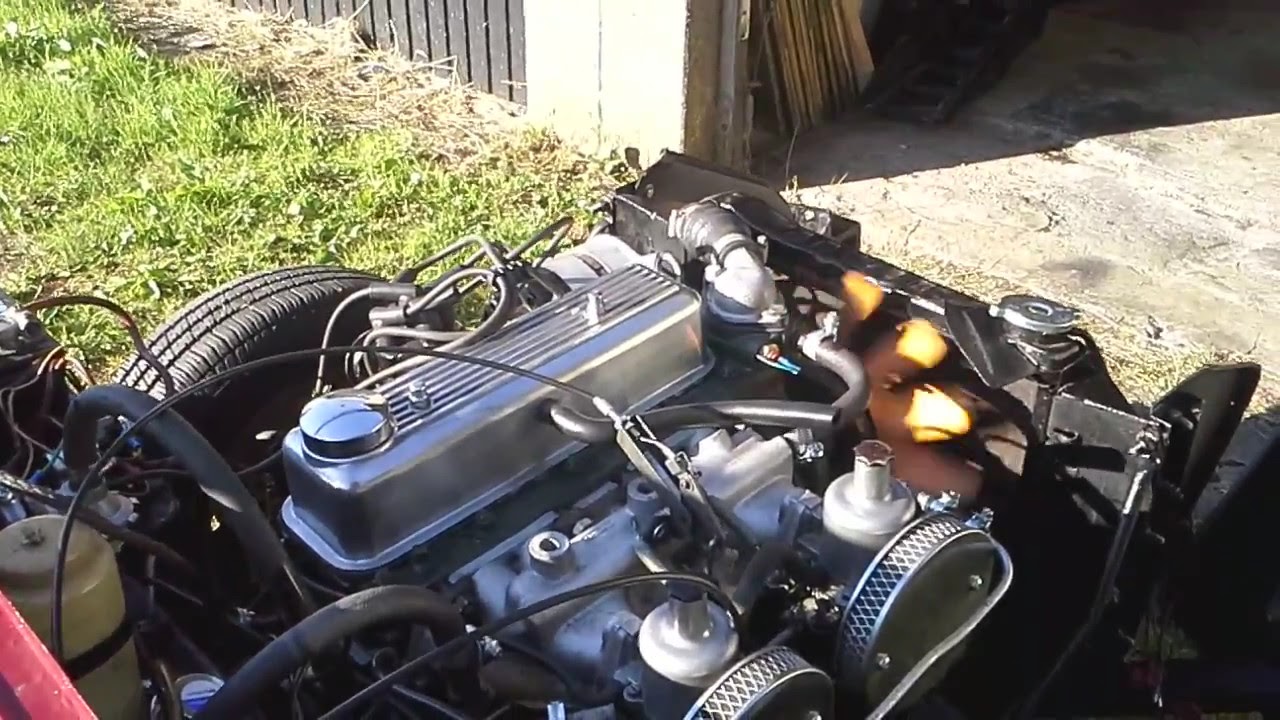 Spitfire engine rebuild - YouTube