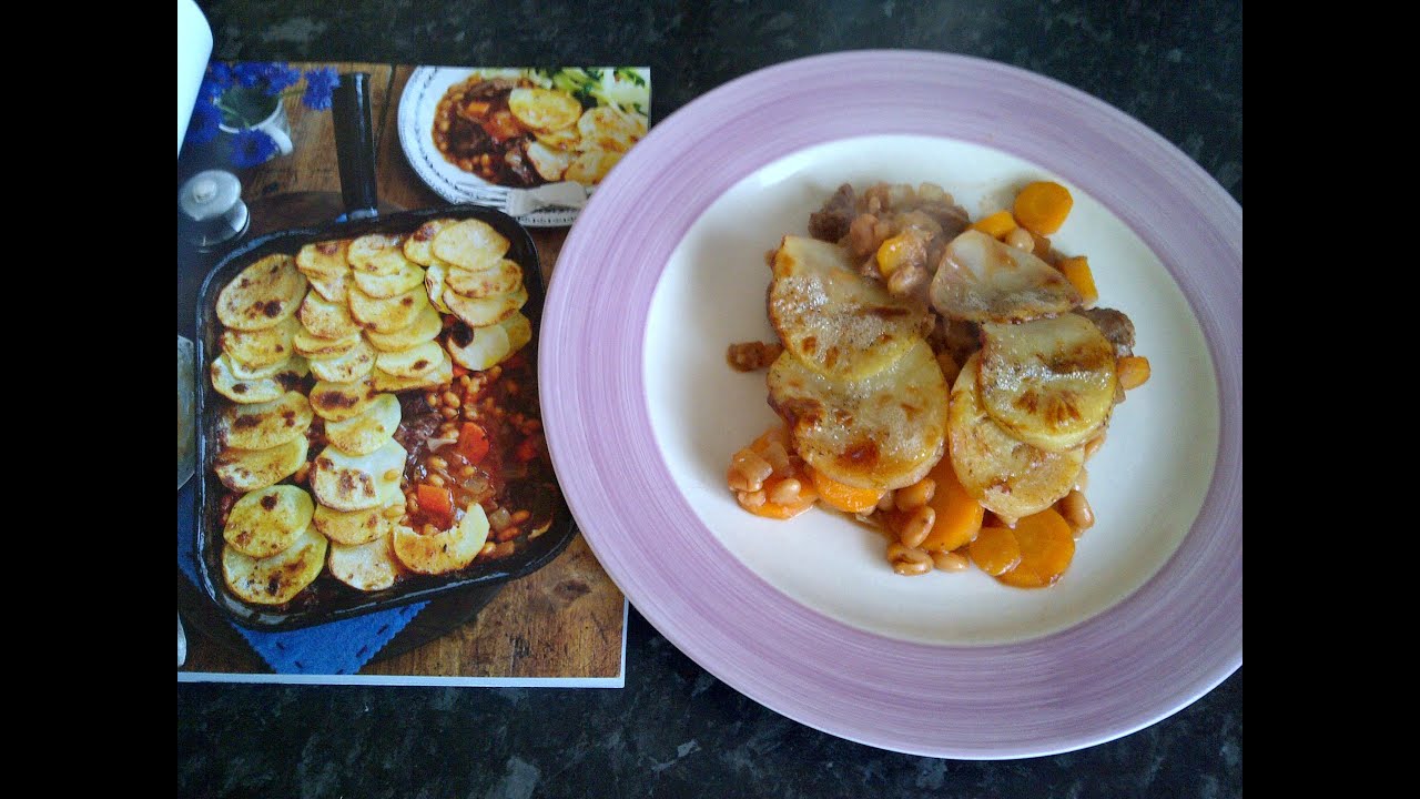 Slimming World recipe - Beef, Bean , Hot pot bake - YouTube