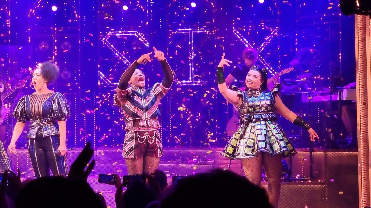 Six The Musical Megasix (11/08/21) - Full Cast & Reuben Maggie! - YouTube