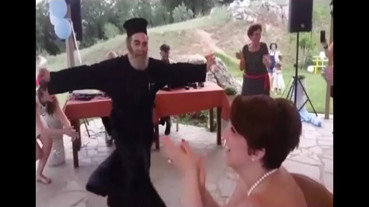 ΕΔΩ ΠΑΠΑΣ ΕΚΕΙ ΠΑΠΑΣ-Greek music and songs - YouTube