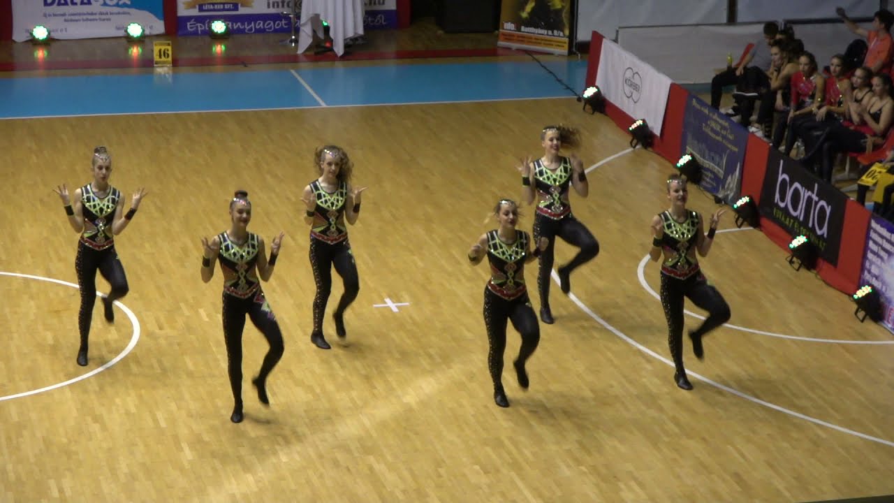 Ladies Dance Kisformáció: Gassy Girls - Fordan, Pécs / Non-stop ...