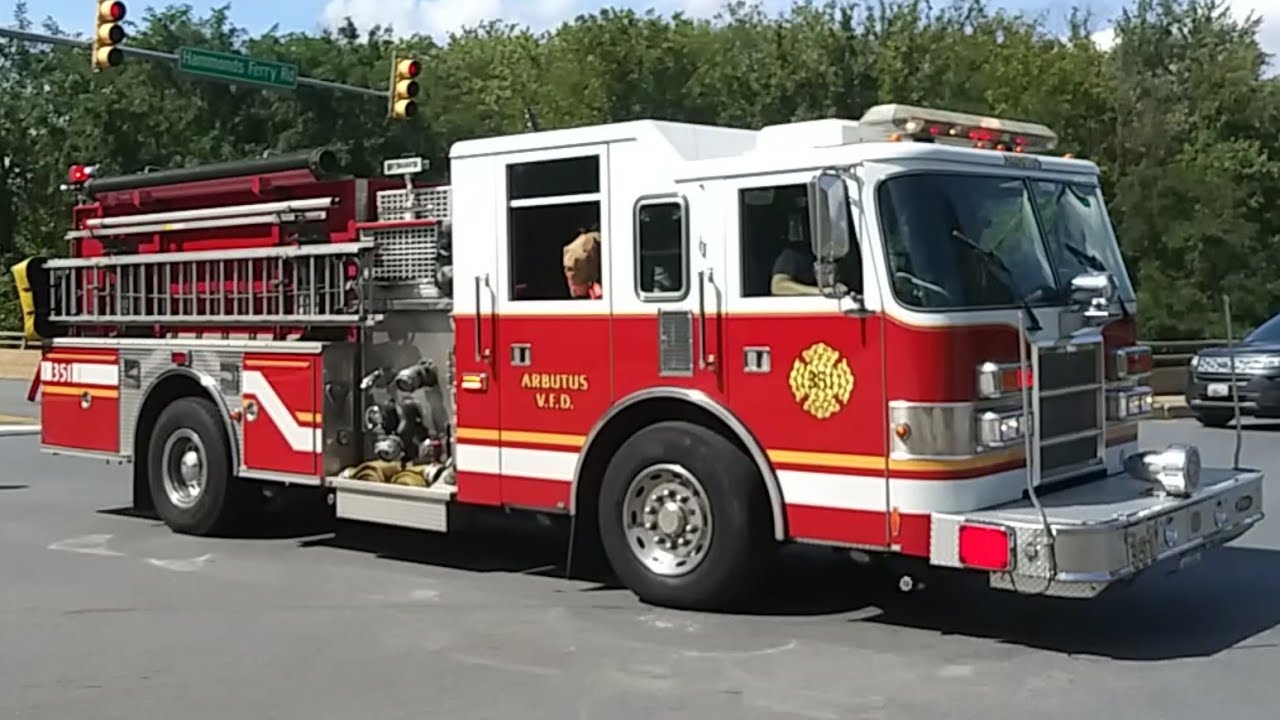 Baltimore County Engine 351 Responding - YouTube