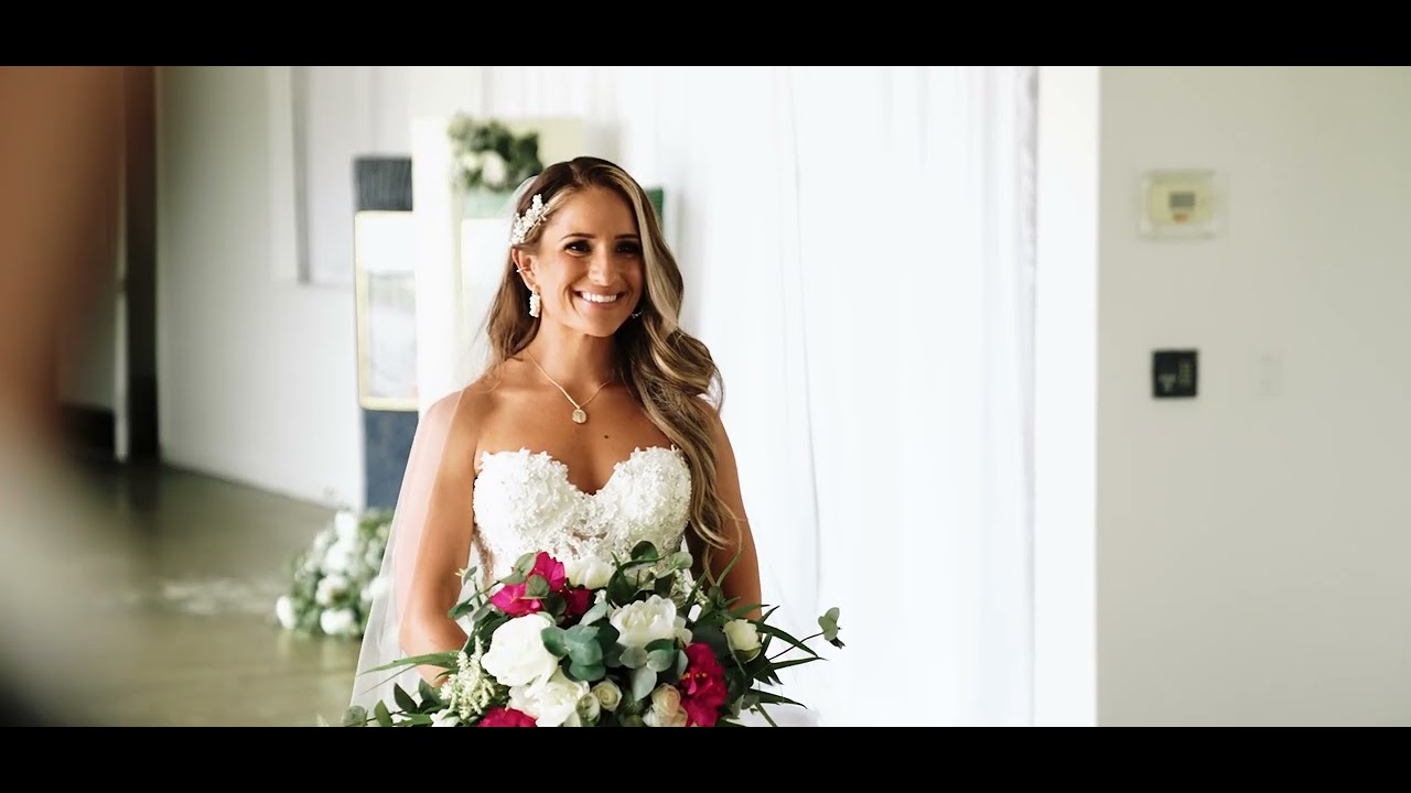 Nicole + Matt's Breathtaking Wedding Highlight Film - YouTube