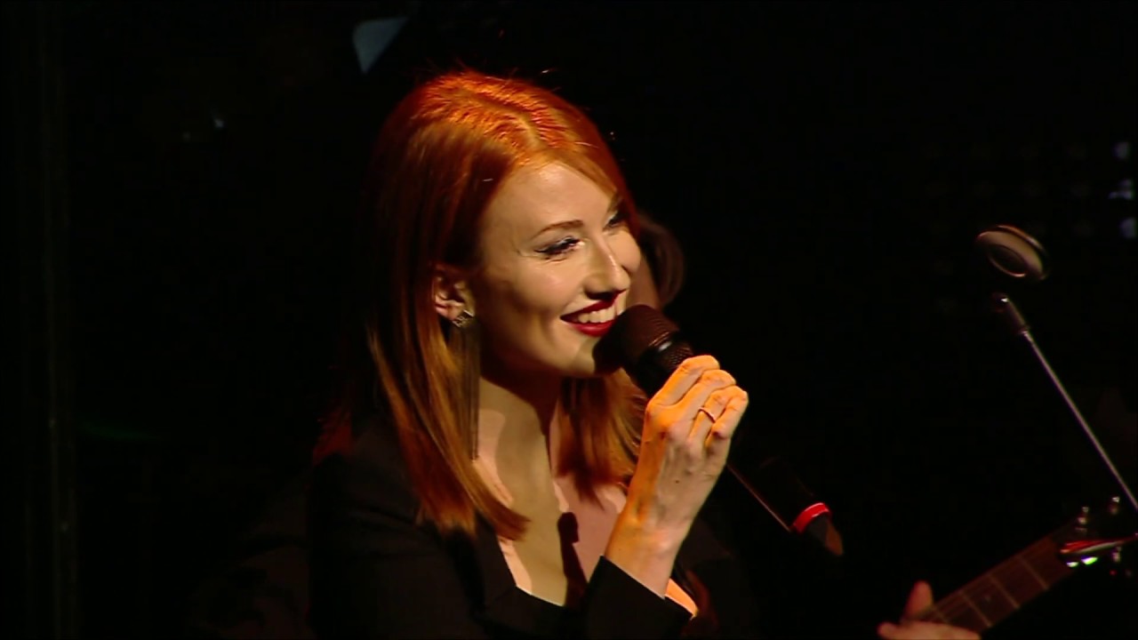 Elena Romanova - Smile - YouTube
