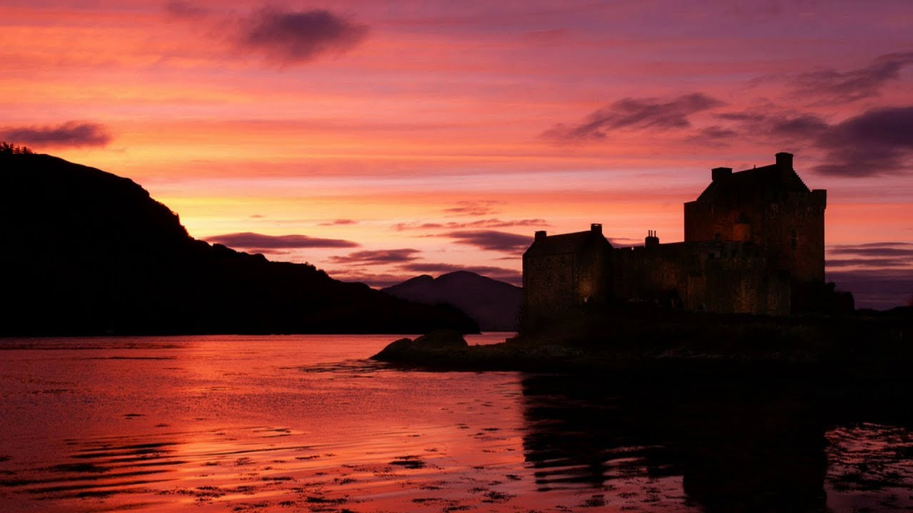 "Auld Lang Syne" by Robert Burns (sung by Ruth Golding) - YouTube