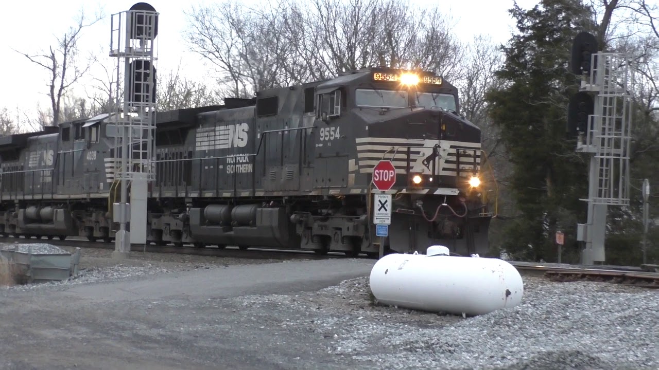 NS 203 w Wabash HU Trailing also a Blue Cause Container - YouTube