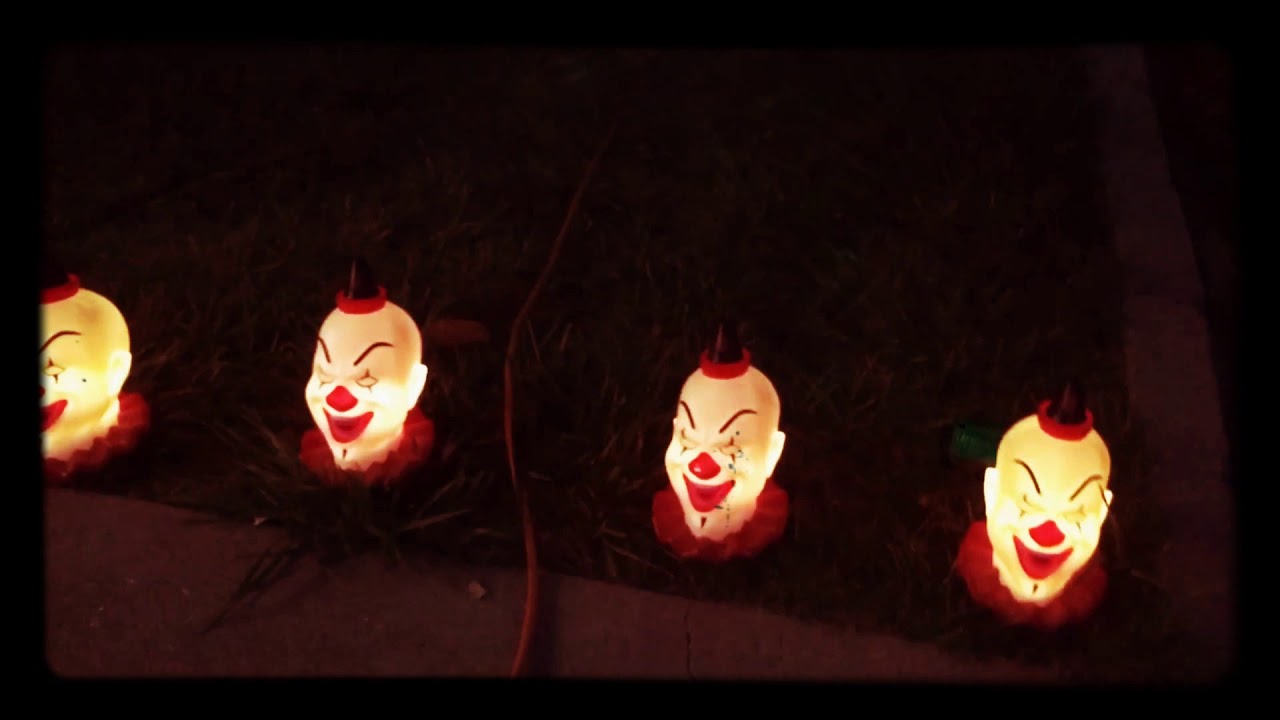 Spirit Halloween - Vintage Clown Pathway Markers - YouTube