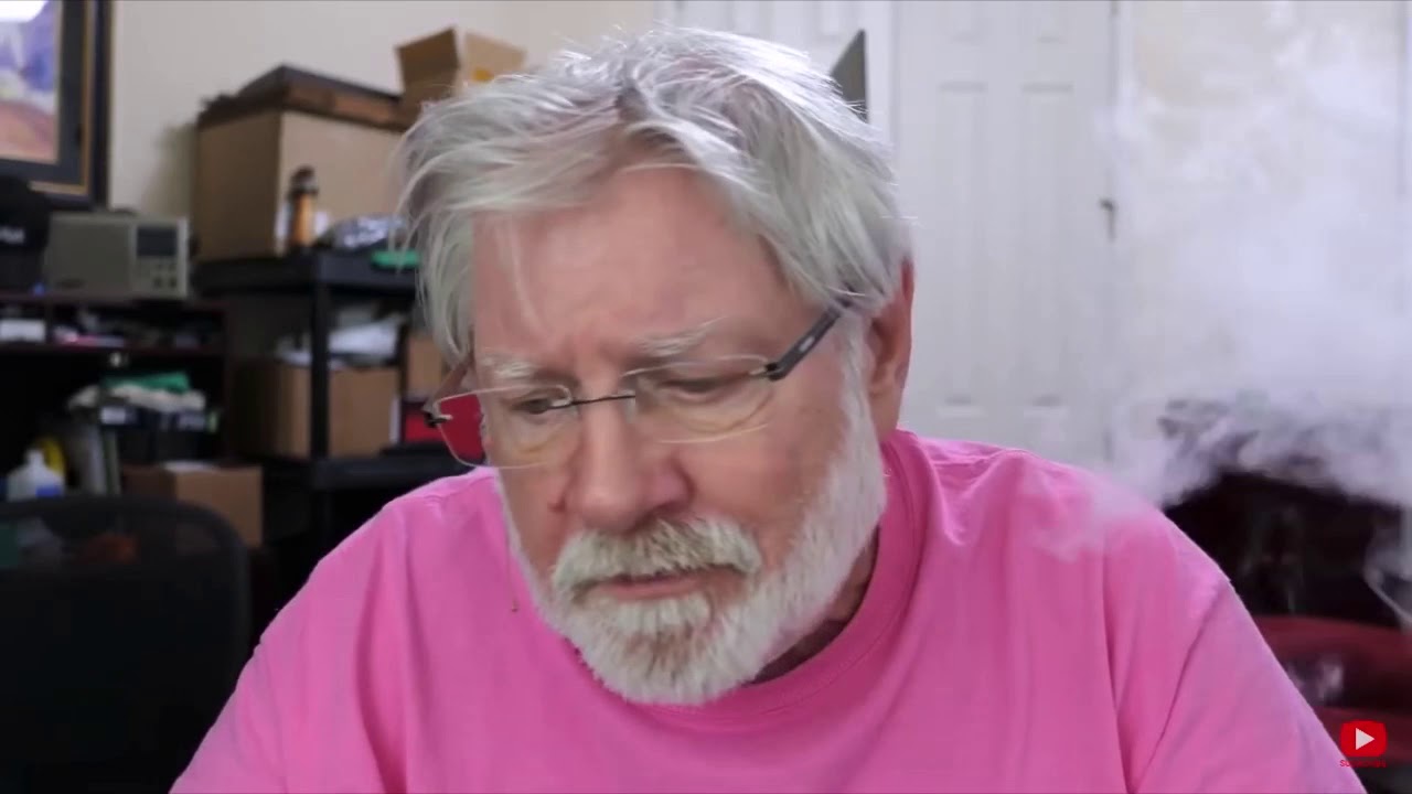 Robert Ellis Funny Vaping Compilation #2 - YouTube