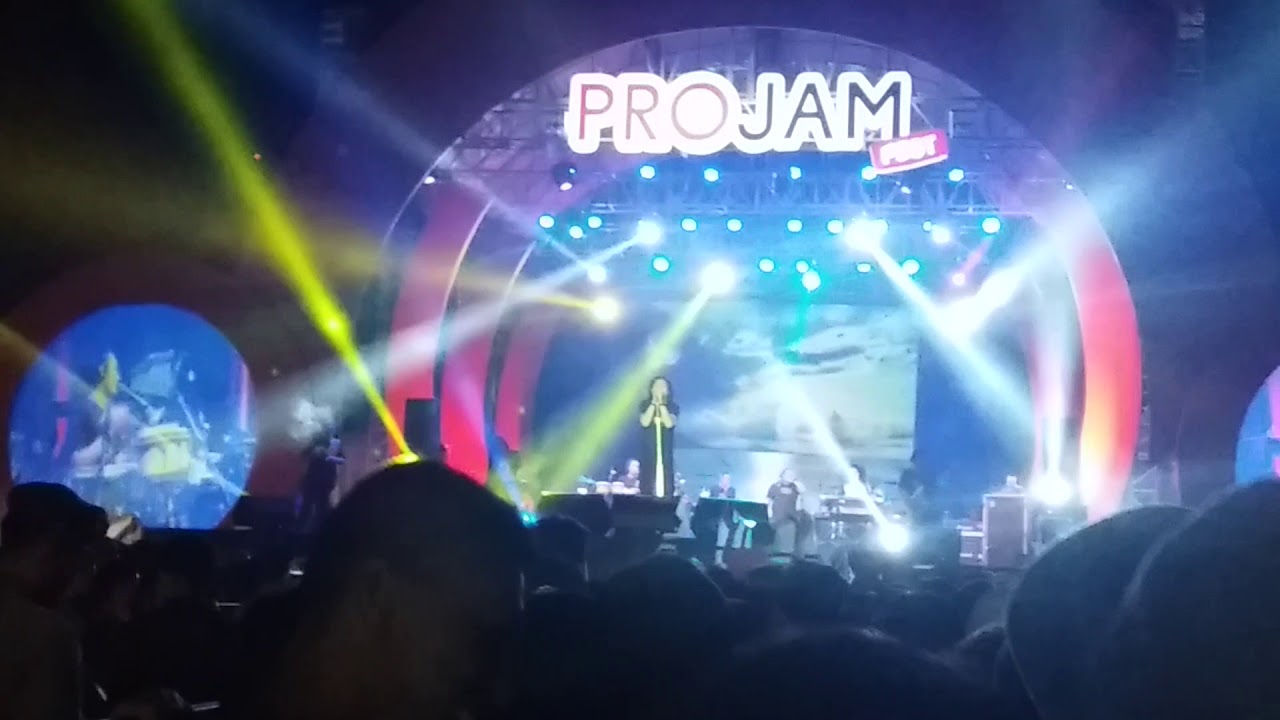 Konser streven pro jam solo - YouTube