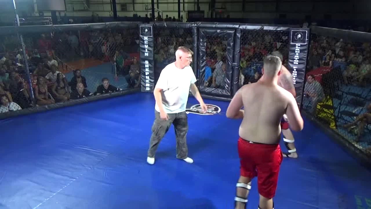 Layton Norton vs. Cody Parkhurst - YouTube