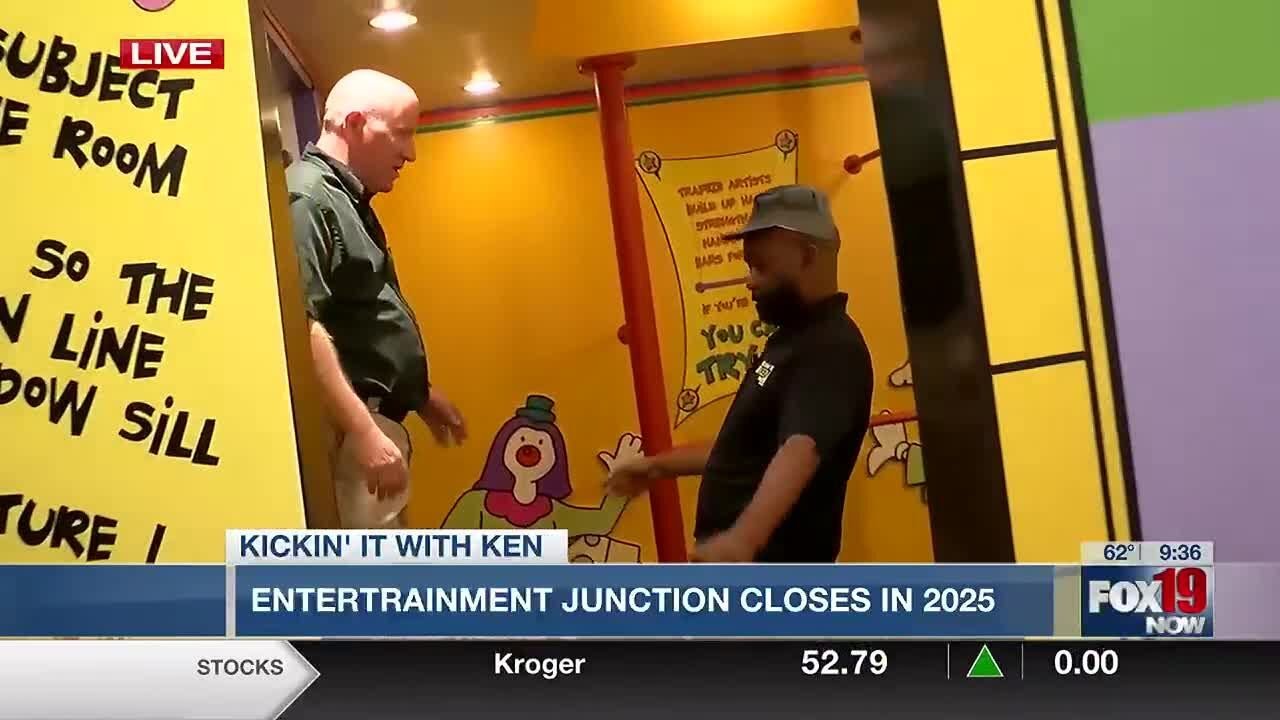 Kickin' it at Entertainment Junction - YouTube