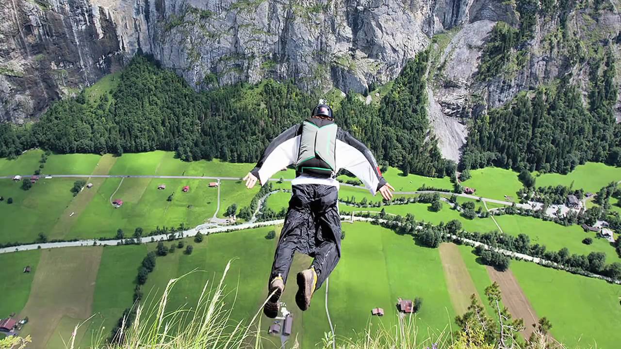 BASE Lauterbrunnen August 2010 - YouTube