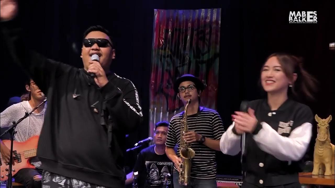 Happy asmara feat X Ndarboy : Koyo jogya istimewa ( Live) - YouTube