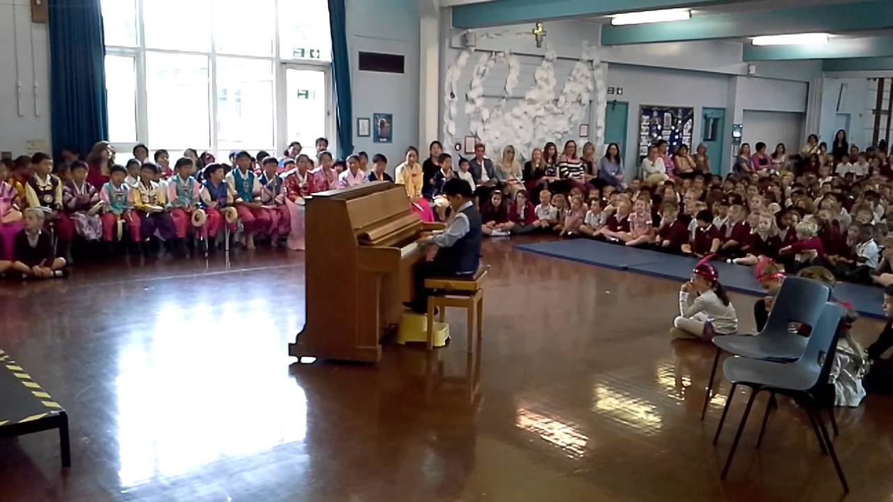 Juni Kim child piano June 2014 - YouTube