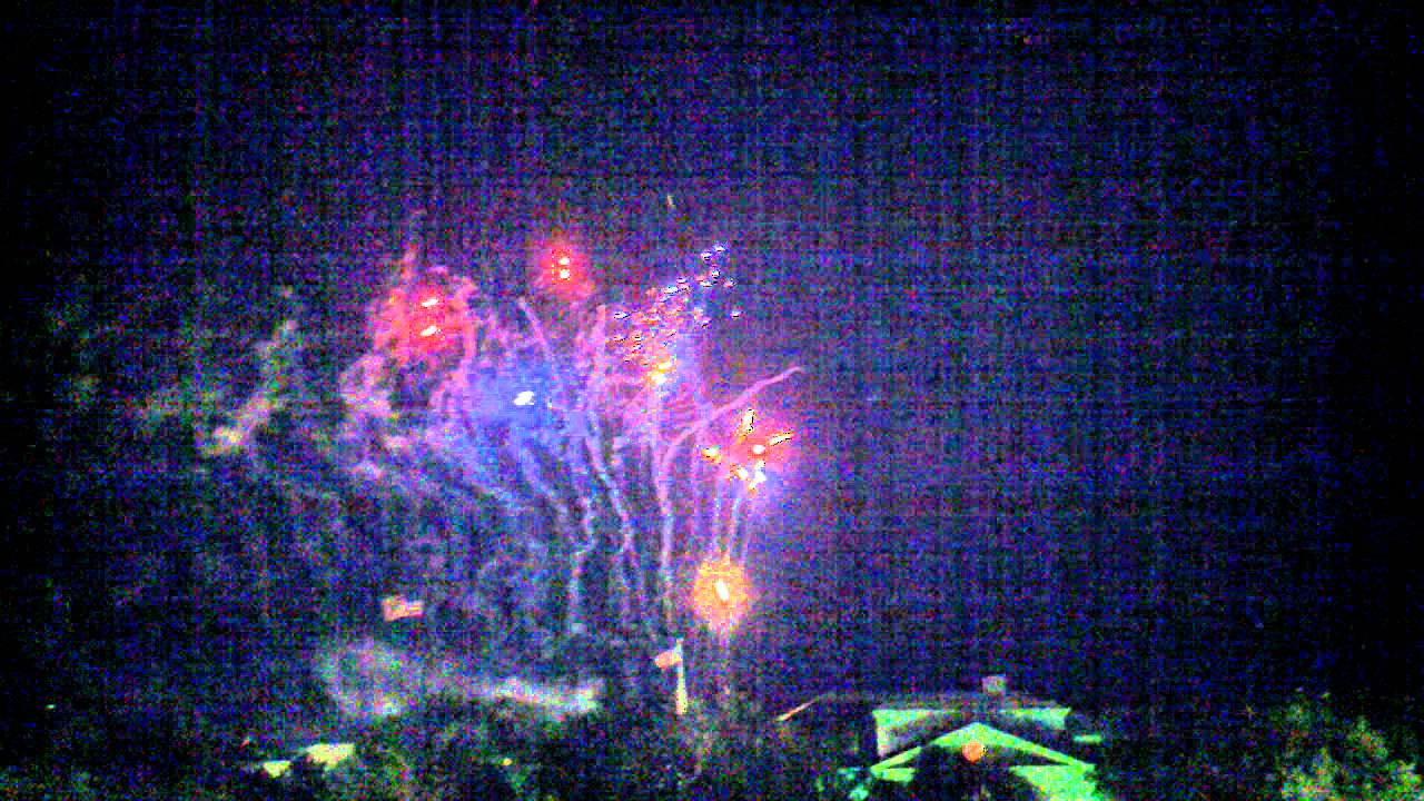 Surprisingly boring fireworks show - YouTube