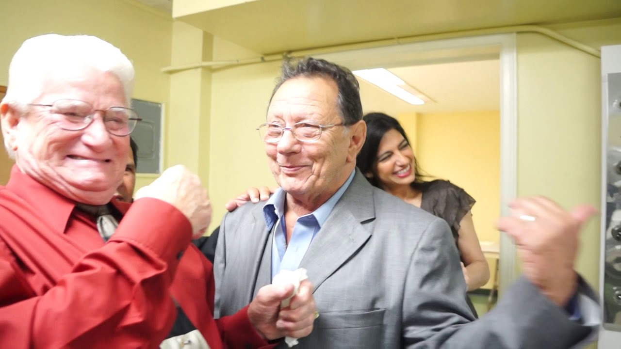 Eddy Calderon imitando a Eugenio LLamera - YouTube