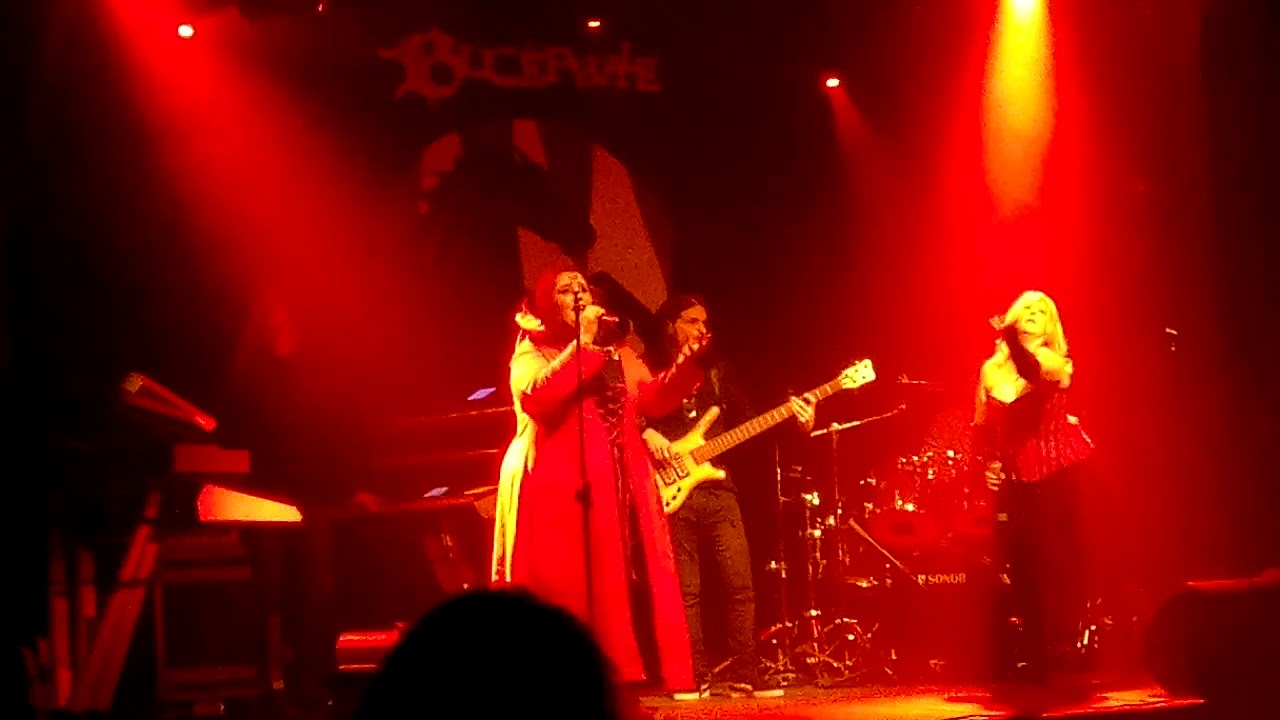 Korrigan - (Opera rock) Live at Bucéphale - 07-12-2018 - YouTube