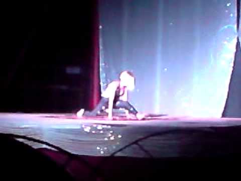 Chica elastica