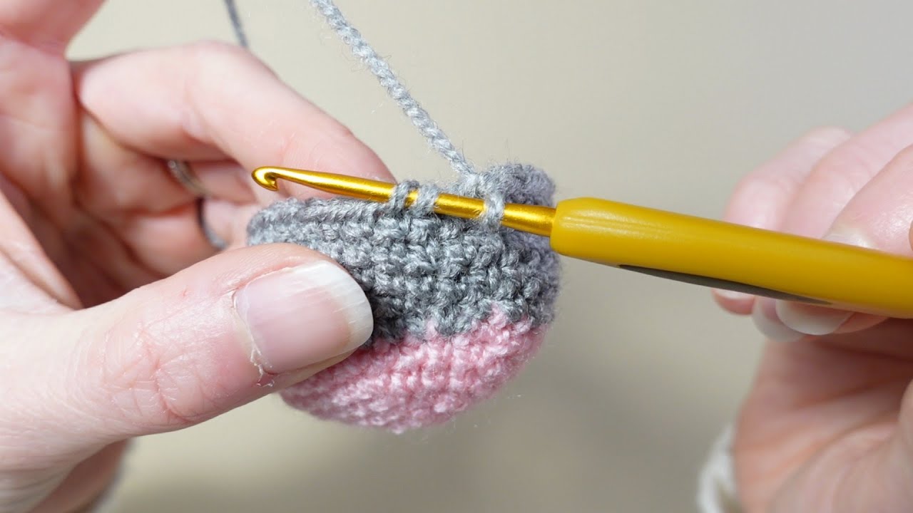 Comment faire une diminution invisible au crochet - YouTube
