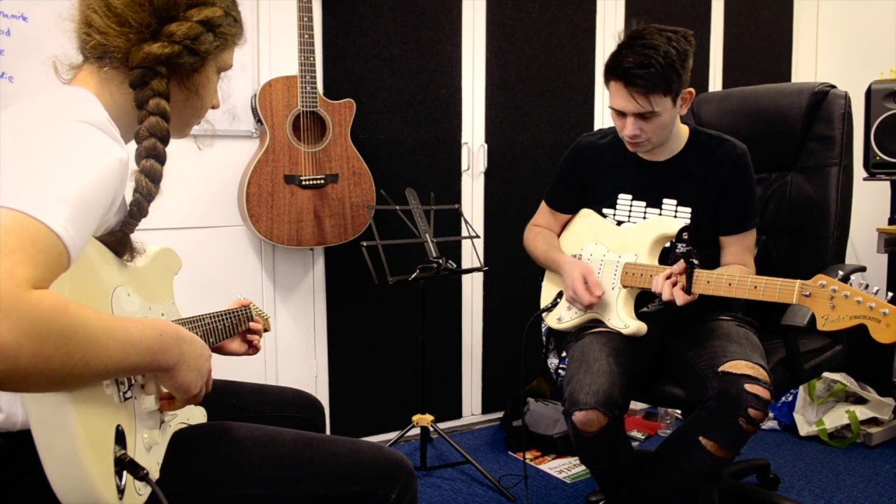 Guitar Lessons at The School Of Popular Music - YouTube