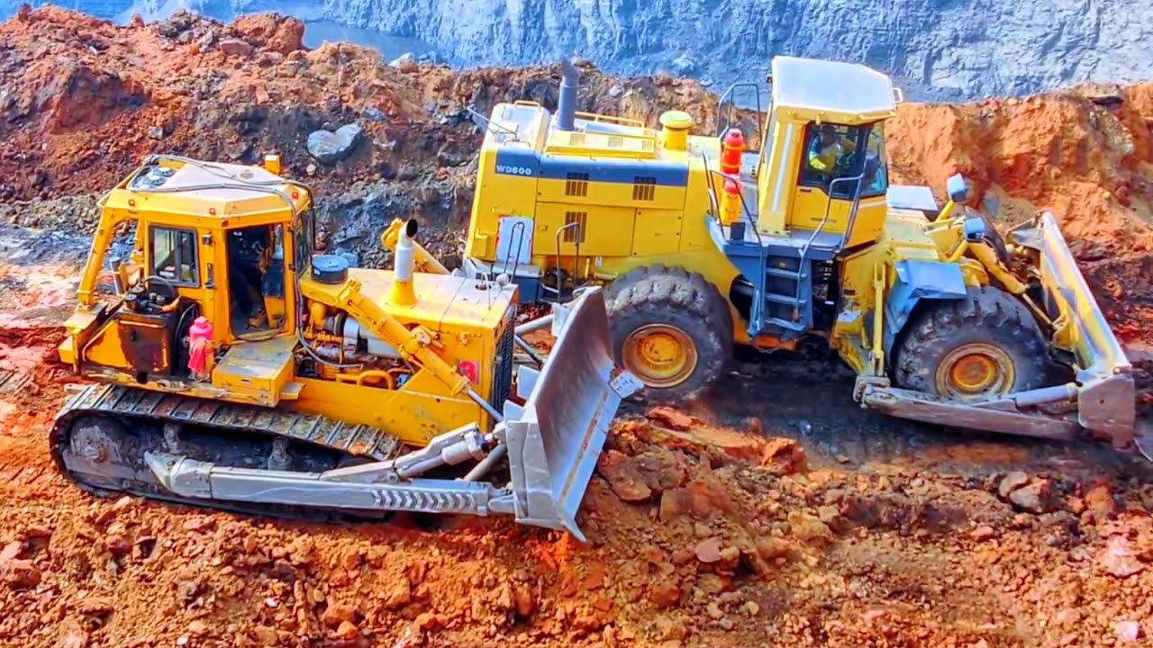 Komatsu WA600 WHEEL LOADER BullDozer || Chitra Coal Mines Jharkhand ...