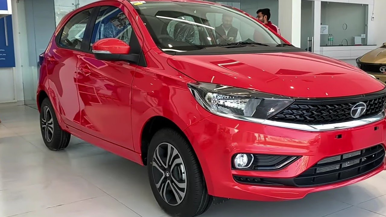 Tata Tiago top model 2023 . price Ex showrooms 6 . 83 .Tiago Full ...