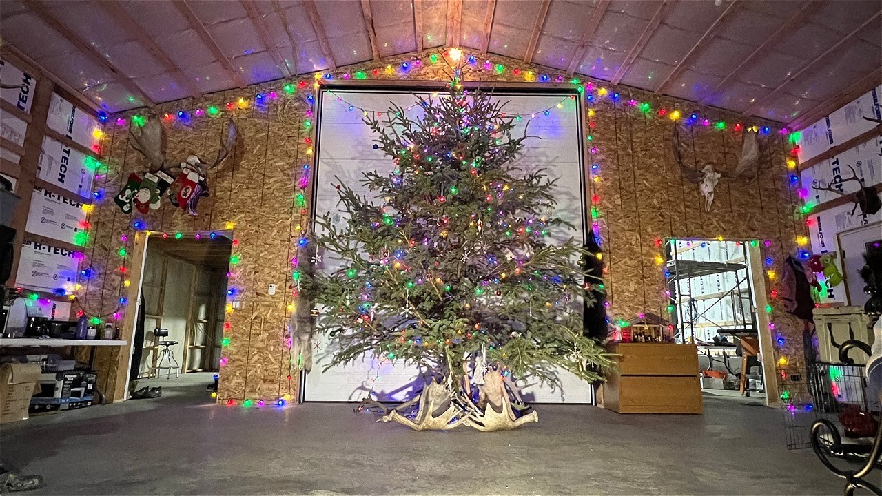 HUGE 16ft DIY Alaskan Christmas Tree - YouTube