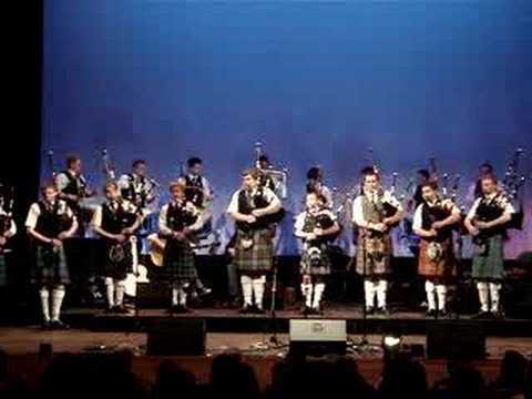 national youth pipe band of scotland - YouTube