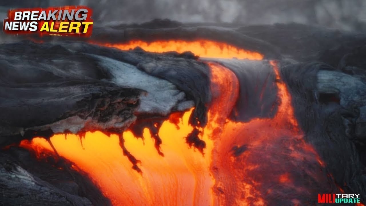 Danger Warning - Hawaii Kilauea Volcano Eruption With Fast Moving Lava ...