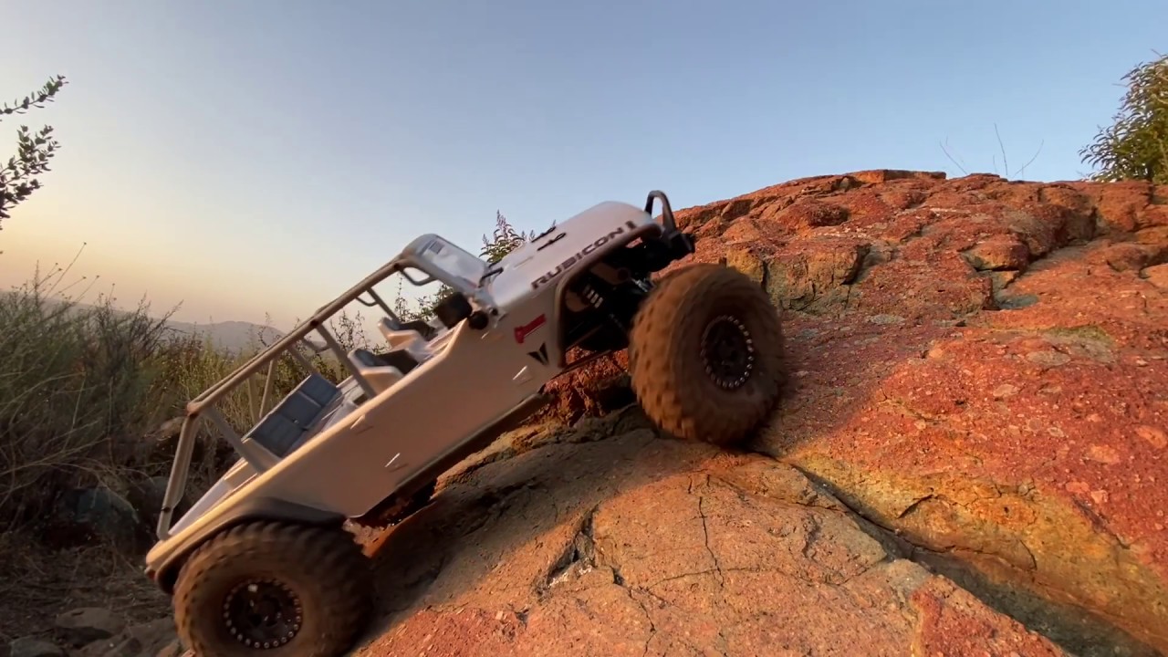 Axial Capra based scaler with a an element rc chassis - YouTube