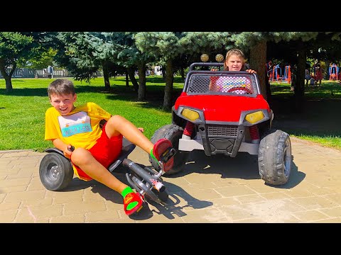 Ali Adriana ile Çocuk Parkında akülü arabalar sürüyor