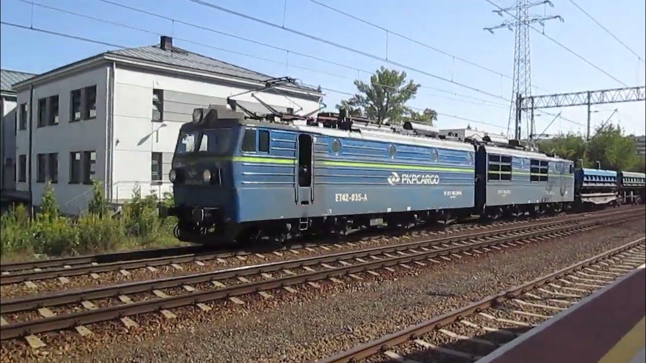 ET42-035 PKP Cargo z dumpcarami - YouTube