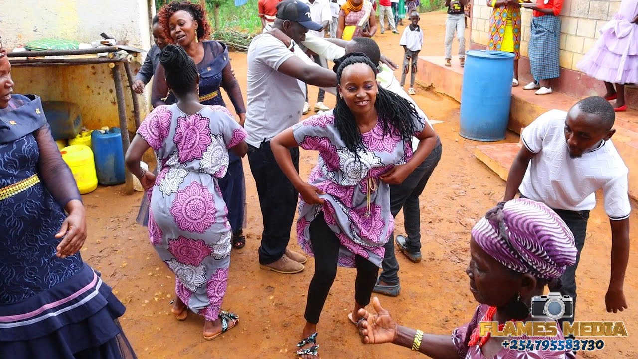 MOMBASA GIRLS DANCING VANGITHYA KILA KINDU BY MASEKETE,WUEEH😂🤣🔥 - YouTube