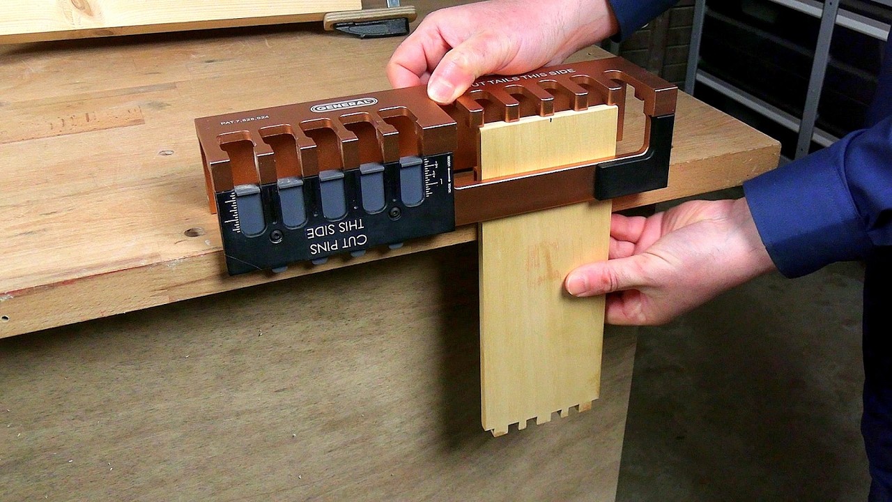 How to make drawer Joints with a Dovetail Jig for plunge router - YouTube