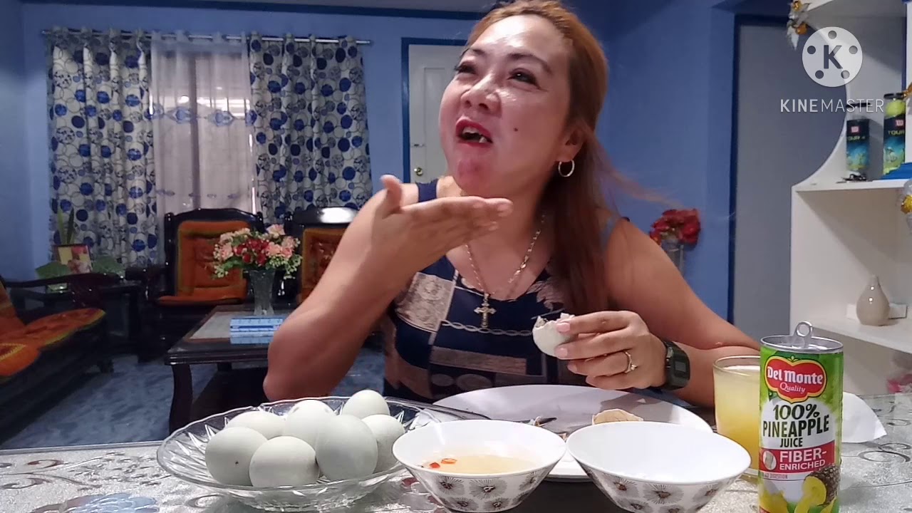 Celebration for my 300+ Subscribers! 🎉 *Eating Balot (Filipino Street ...