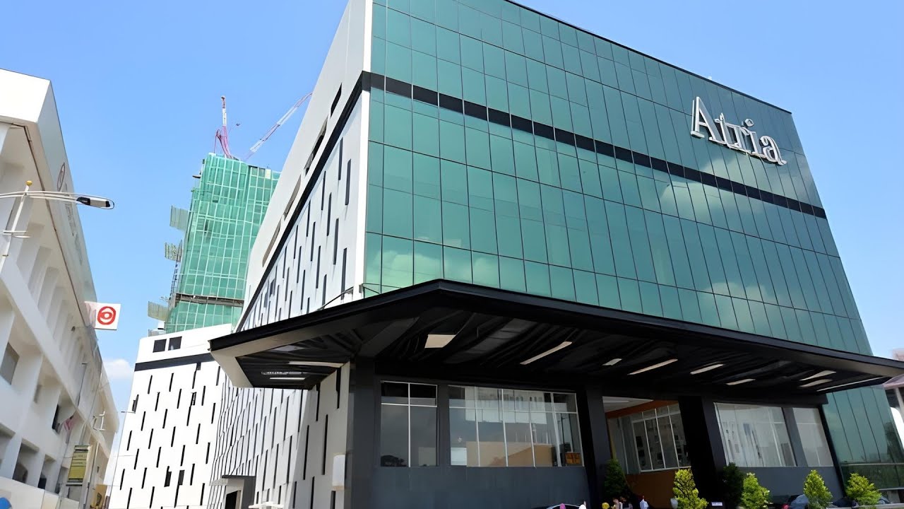 Atria Sofo Suites | Kuala Lumpur, Malaysia | Hotel Review🏨 - YouTube