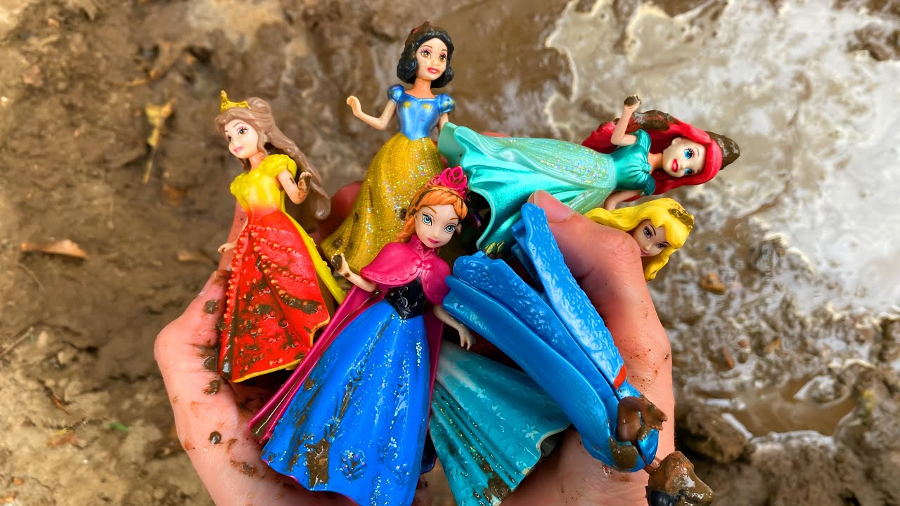 Satisfying ASMR Cleaning Disney Princesses! Anna, Ariel, Elsa, Belle ...