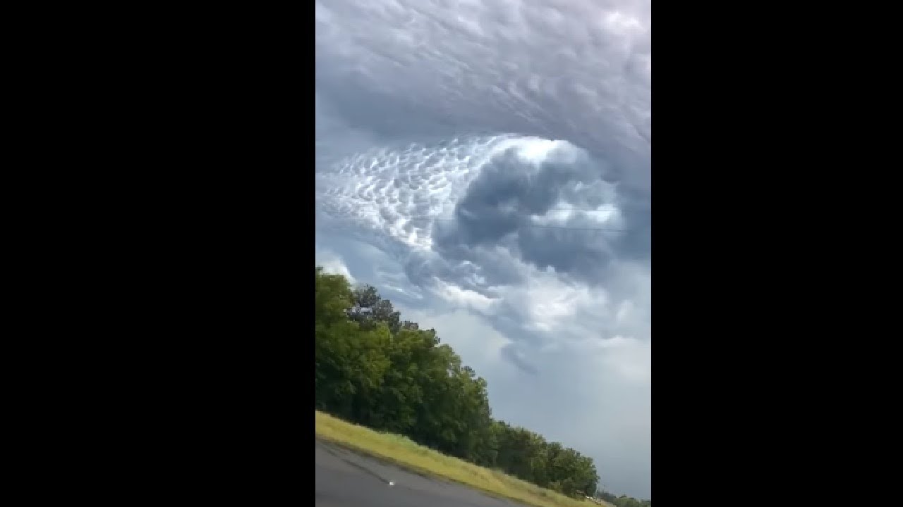 Breathtaking 'Hail Core' Cloud Spotted In Winnfield, Louisiana - YouTube