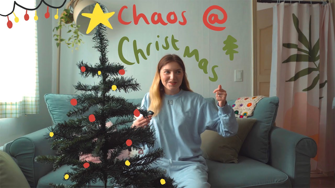 a chaotic/realistic putting up my Christmas tree in Seoul - YouTube