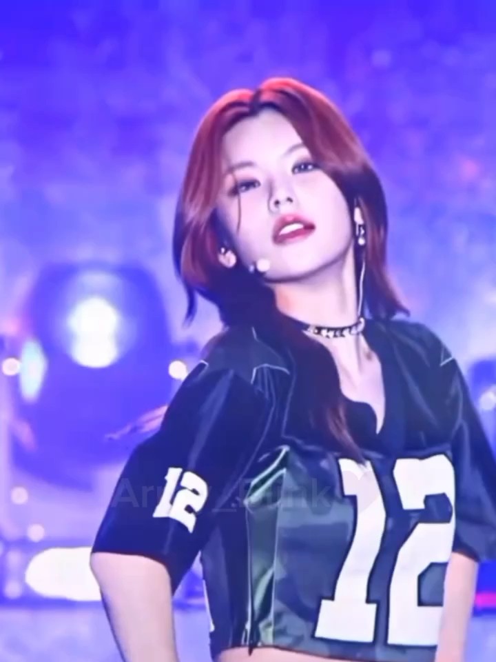 Yeji edit #yeji #itzy #edit #kpop #shorts - YouTube
