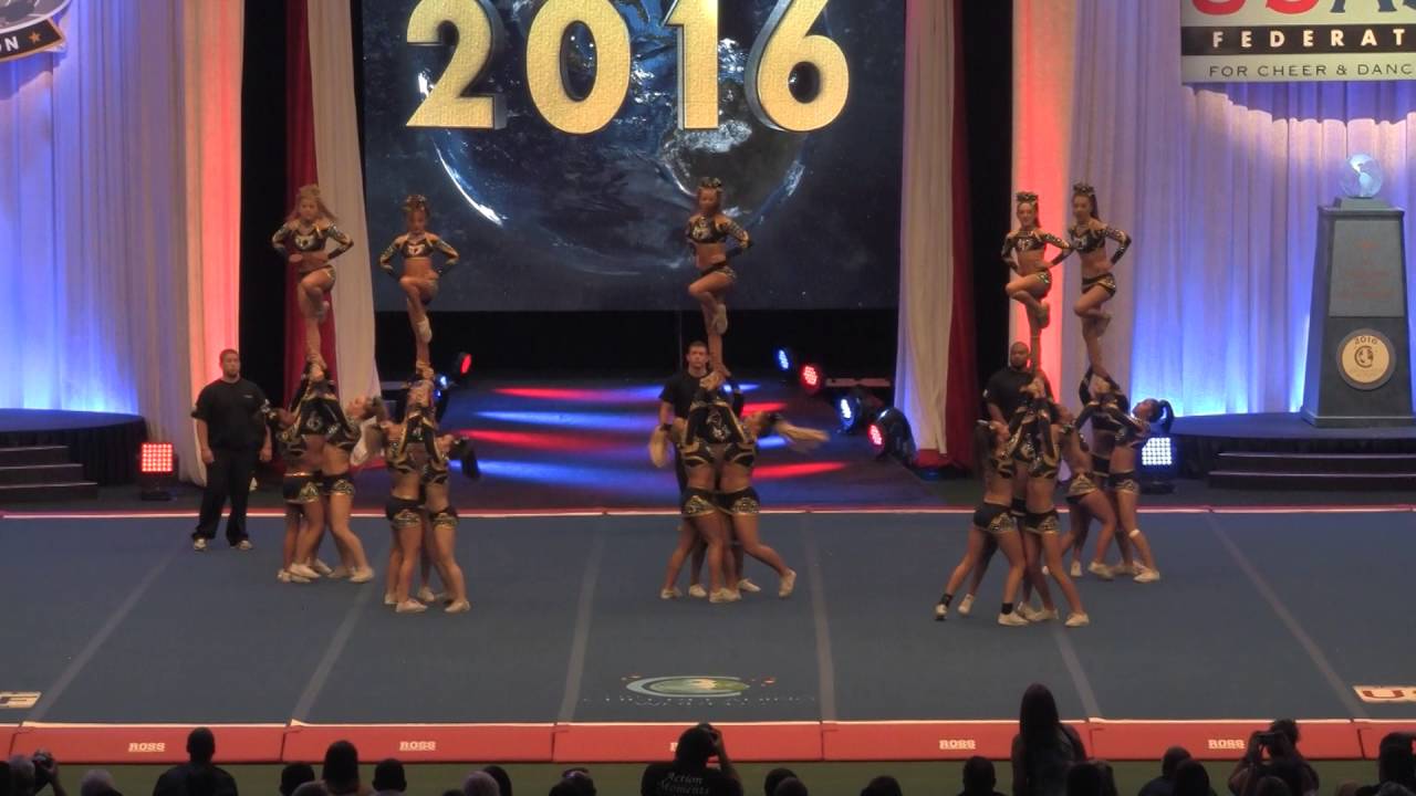 ICE - Lady Lightning at 2016 Worlds Final Day - YouTube
