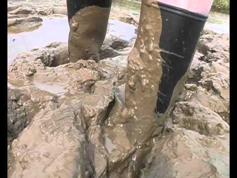 Dunlop wellies in mud #2 of 2 - YouTube