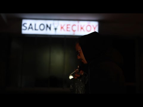 Geçi - Depremler Oluyor Beynimde (Official Video)